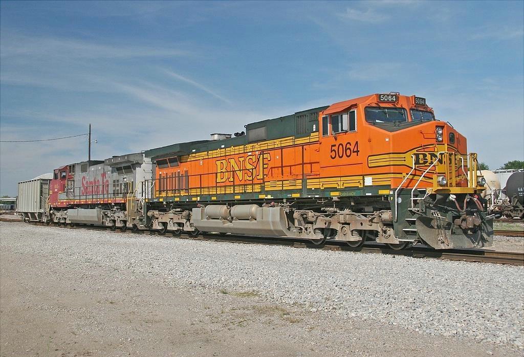 BNSF 5064